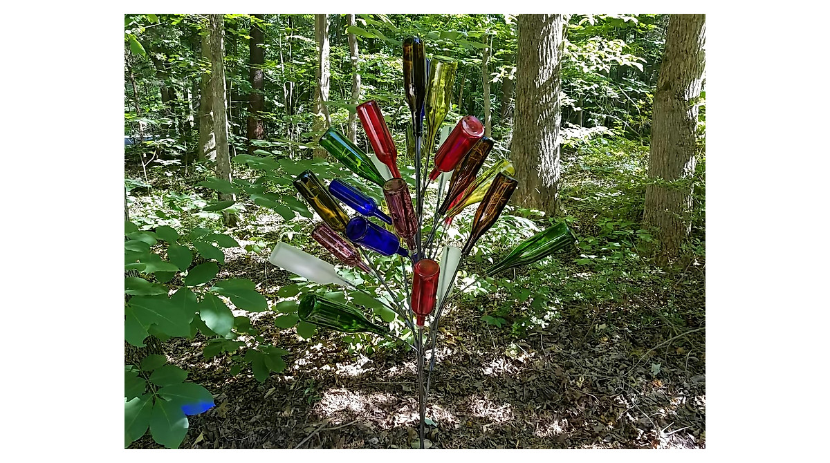 Big Daddy Bottle Tree - Heavy Duty Garden Decor in Mississippi