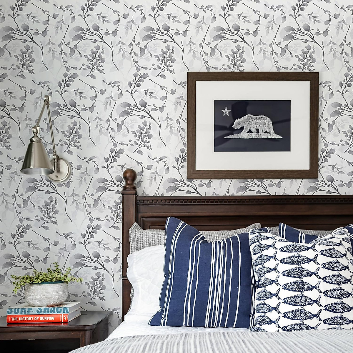 Orainege Gray Floral Wallpaper Peel and Stick Wallpaper Self Adhesive Floral Contact Paper Waterproof 17.7 inch×118.1inch Removable Wallpaper for Bedroom Bathroom Cabinets Decor