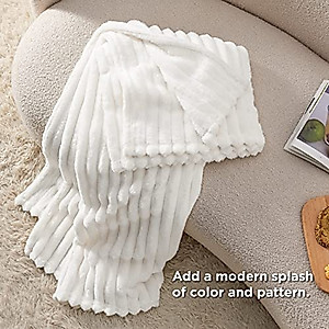 Bedsure White Fleece Throw Blanket for Couch - Super Soft Cozy Blankets for Women, Cute Small Blanket for Girls, 50x60 Inches