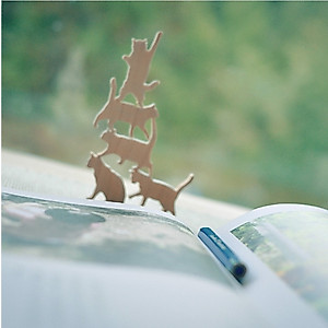 COMMA Wooden Cat Pile Set #3 (Green Thread, 6 Kittens)