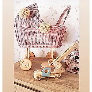 CACKOO Handmade Wicker Pram For Dolls With Cotton Bedding Sheets And Handmade Pom-Poms Ideal As Birthday Gift Natural Pink