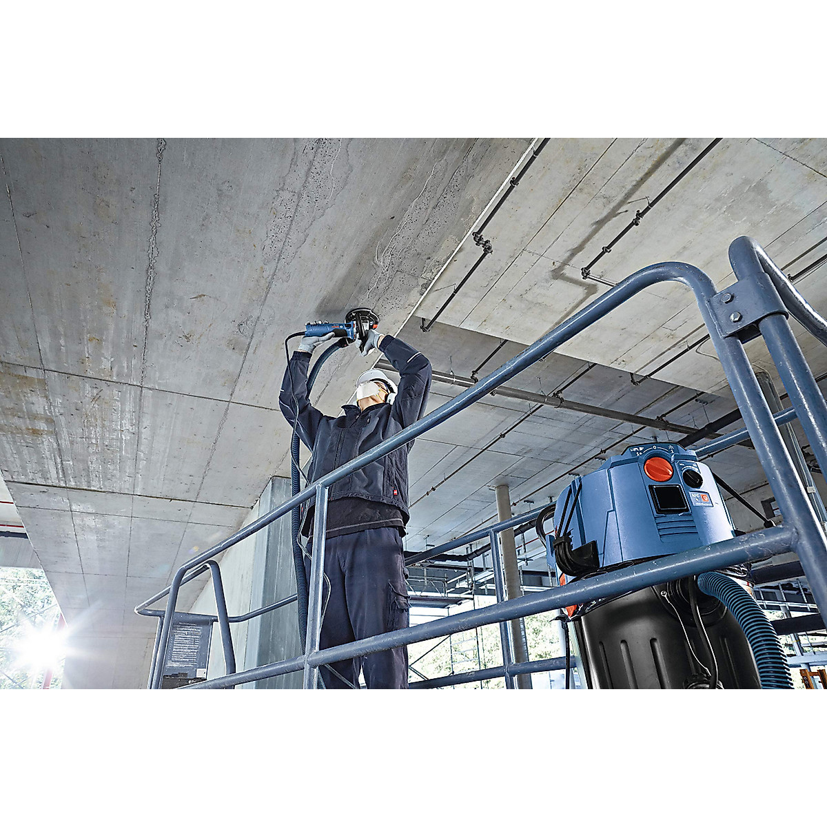 BOSCH DC4530HD 4-1/2 in. Turbo Row Diamond Cup Wheel