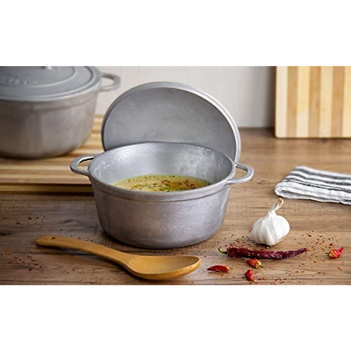 New Jamaican Caribbean Dutch Pots Casserole Oven Heavy Duty Dutchie - Diameter: 20 cm