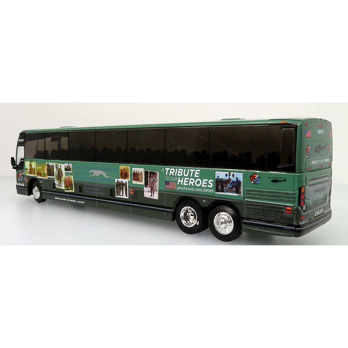 Prevost X345 Bus Greyhound Military Tribute Special Edition 1/87 Scale-HO Scale Iconic Replicas 3rd Editon