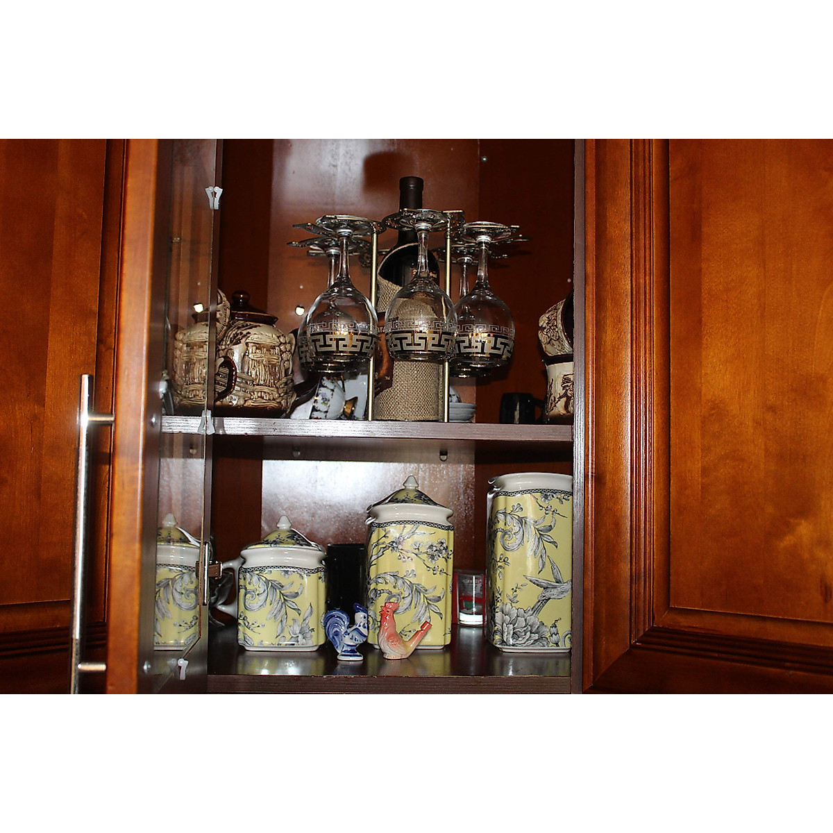 Turbo Urbo Horseshoe Decor Wine Glass Rack - Countertop Wine Glass Holder - Kitchen Decor 6 Stemware Storage Rack and 1 Bottle - Elegant Glass Rack in Gold