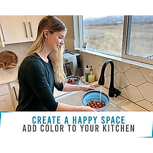 Say Goodbye to Clunky Colanders: 2-Piece Silicone Collapsible Colander Set by Comfify™- Compact, Convenient, and Ideal for Any Kitchen