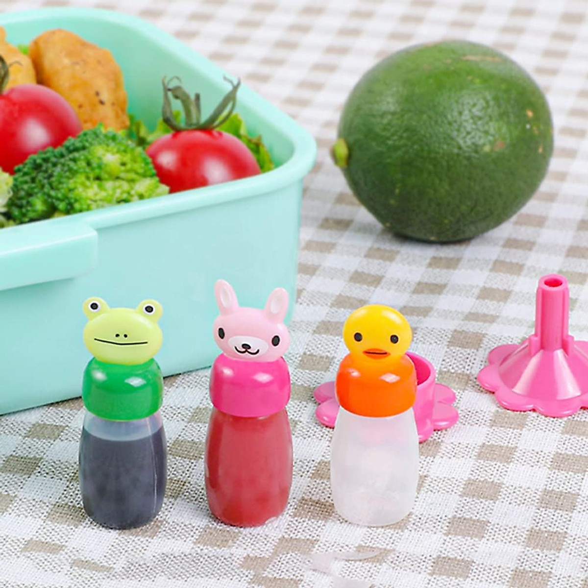 kekafu 3 Pieces Bento Soy Sauce Bottle with Funnel Mini Cute Animal Lunch Sauce Case Container Plastic Condiment Dispenser for Salad Ketchup Syrup Oil Outdoor Barbecue