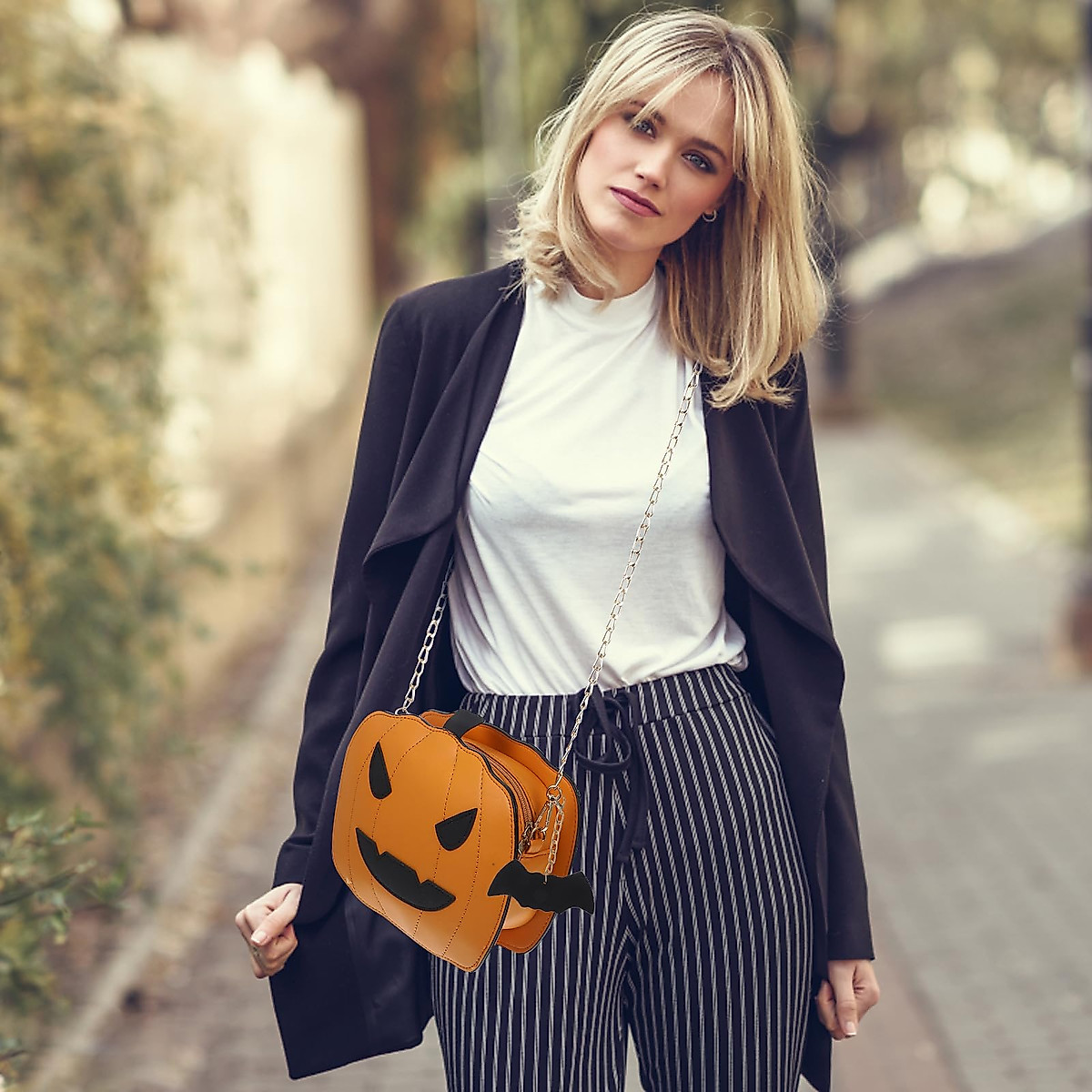 FENICAL Pumpkin Bag Crossbody Bag Halloween Pumpkin Messenger Bag Devil Shoulder Chain Bag Pumpkin Purse for Gothic BagHalloween Purse Women Girls (Brown)