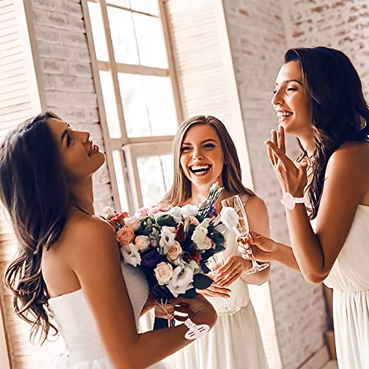 Sibba 8 Pieces Elastic Pearl Wrist Bands Lace Corsage Bracelet Wrist Corsage Bands Wedding Corsages Wristlets DIY Wrist Corsages Accessories for Wedding Festival Beach Party