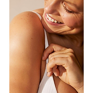 NIVEA Q10 Firming Plus Radiance Gradual Tan (400 ml), Tan Activating Firming Cream with Q10, Supports a Gradual Tan, Tanning Moisturiser for a Sun-Kissed Radiant Glow