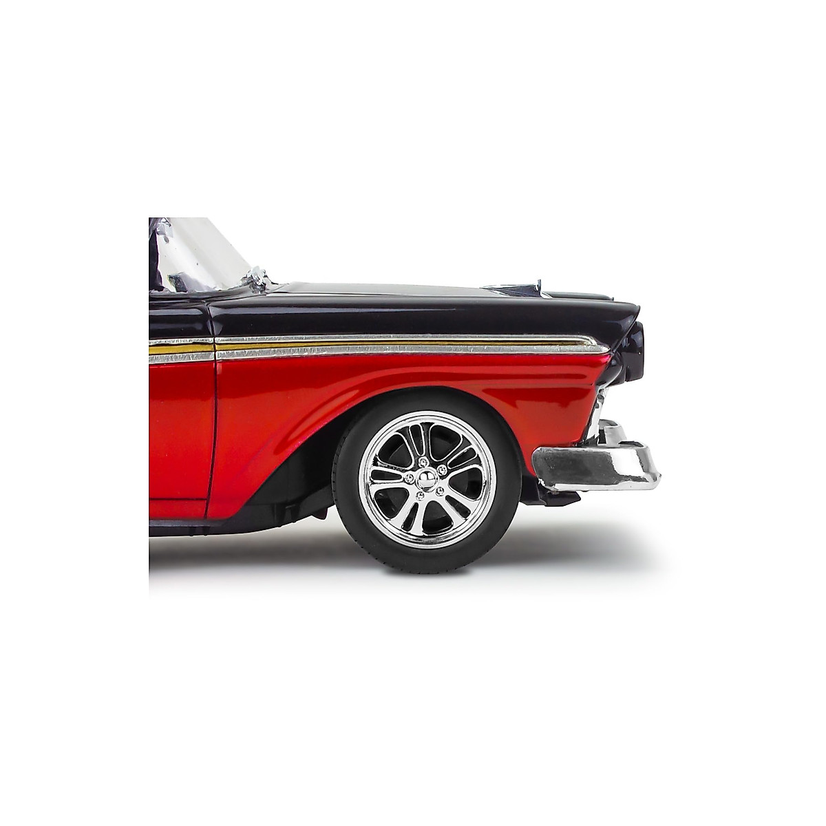 Revell 14548 '57 Ford Del Rio Ranch Wagon 2'N1 1:25 Scale 197-Piece Skill Level 5 Model Building Kit