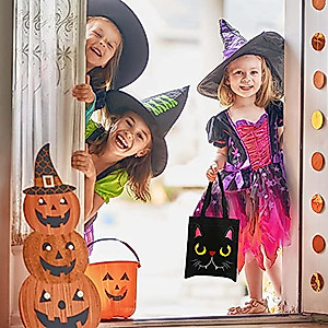MISS FANTASY Halloween Non-Woven Bags Trick or Treat Tote Gift Bags Bulk 11.8'' x 8.6'' Party Goodie Bag with Handles for Halloween 16 Pack