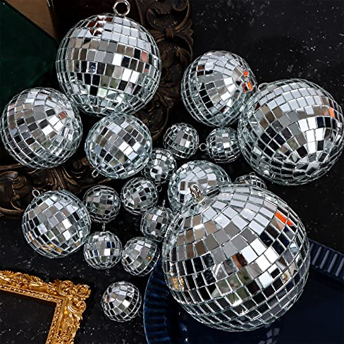 66 PCS Mirror Disco Ball for Party, 3.94/3.15/2.36/2/1.18 Inches Silver Hanging Disco Ball Reflective Glass Disco Ball for Christmas Tree Ornament Holiday Party Home Decorations