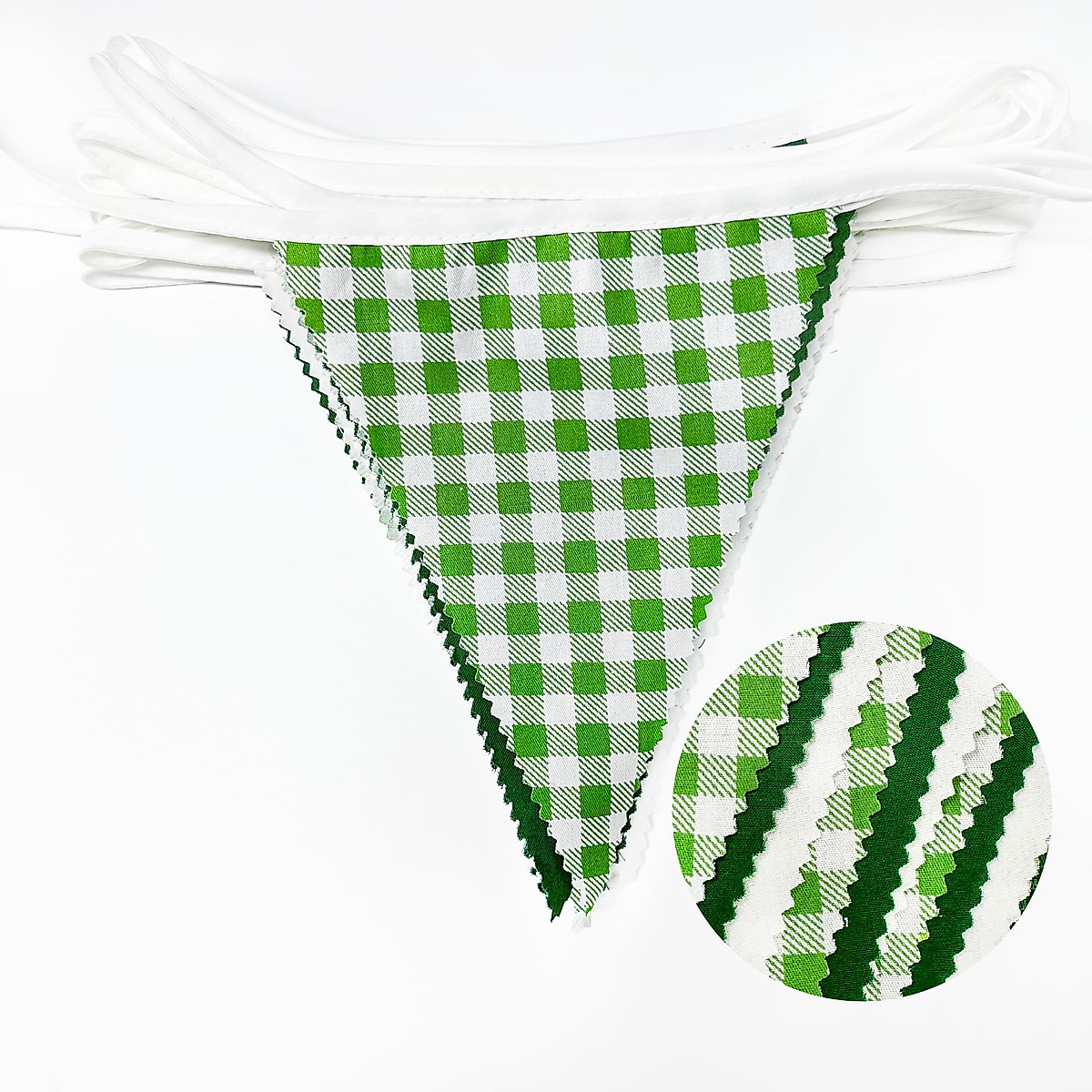 32Ft Green Party Decorations Green Buffalo Plaid Checkered White Triangle Flag Gingham Pennant Bunting Fabric Garland for Wedding Birthday Picnic BBQ Outdoor Golf Party Dinosaur Arbor Day Decorations