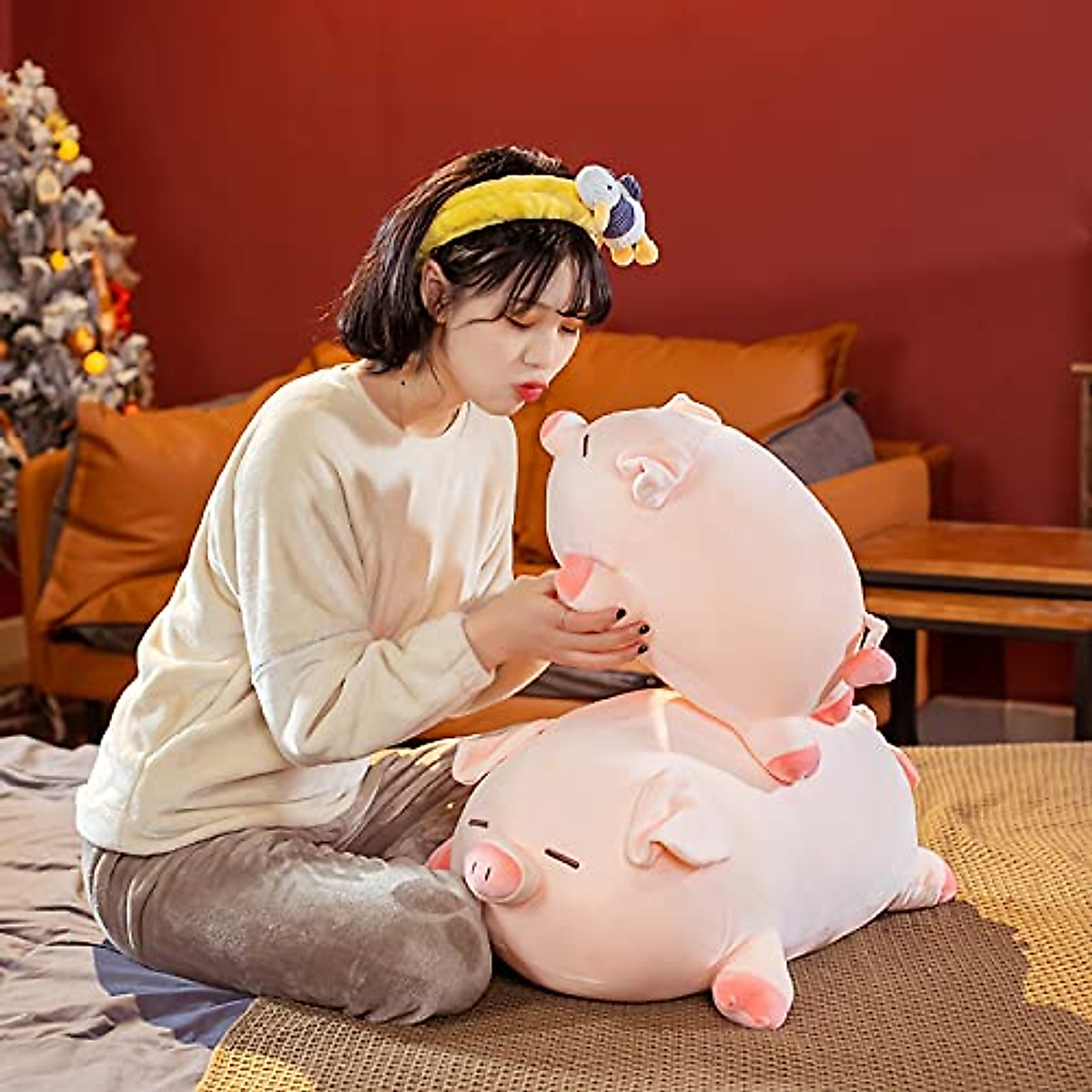 CHDGIOHA Pig Stuffed Animal Plush Pillow - 15.7'' Cute Kawaii Pink Pig Hugging Pillow, Soft Cuddle Plush Toy, Adorable Birthday Gift for Girls and Girlfriend (Round Eyes, 15.7in)