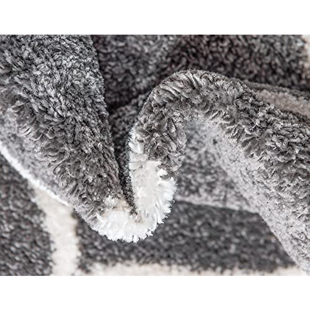 Unique Loom Trellis Frieze Collection Area Rug - Rounded (4' 1" x 6' 1", Dark Gray/ Ivory)