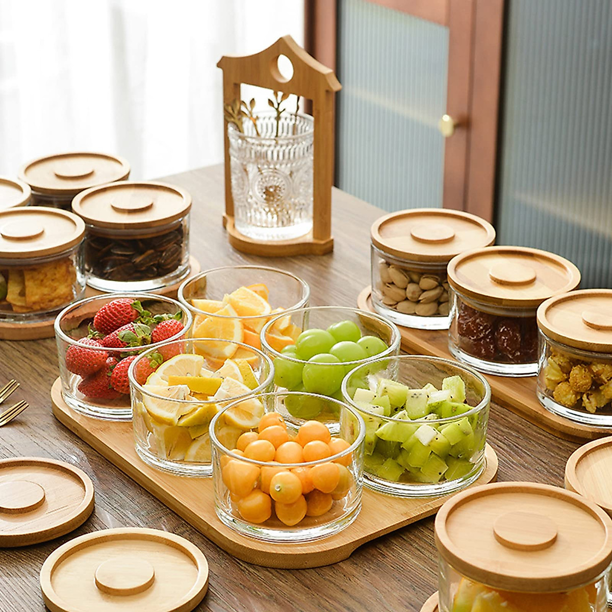 KVMORZE 9.5oz Chip and Dip Serving Set with Bamboo Tray, Snack Candy Fruit Nut Serving Platter, Small Glass Dipping Serving Bowls with Lids for Condiments, Side Dishes, Pre, Dessert, Salsa (4 Slots)