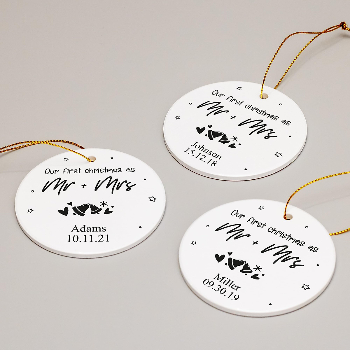 Custom christmas Mr & Mrs ornament for holiday, personalized ceramic just married name baubles gifts for home tree decoration, christmas bauble, keepsake xmas gift for couples (Mr and Mrs)