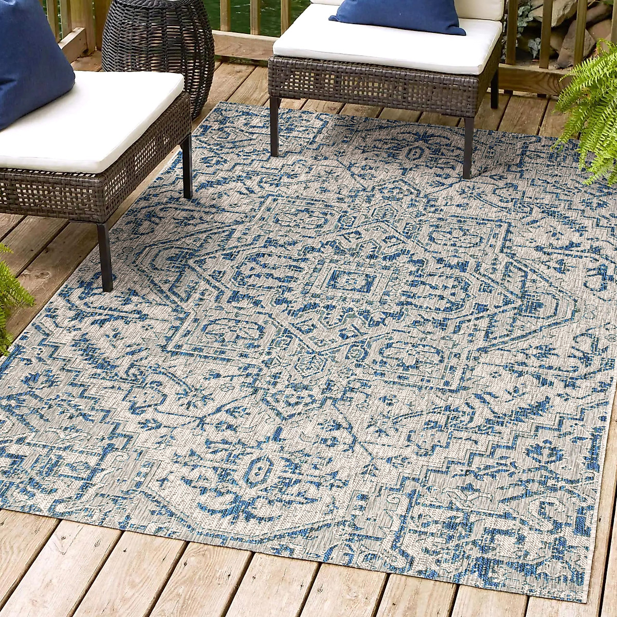 JONATHAN Y SMB105B-9 Estrella Bohemian Medallion Textured Weave Indoor Outdoor Area Rug Coastal Bohemian Rustic Glam Easy Cleaning Bedroom Kitchen Backyard Patio Non Shedding, 9 X 12, Navy/Gray