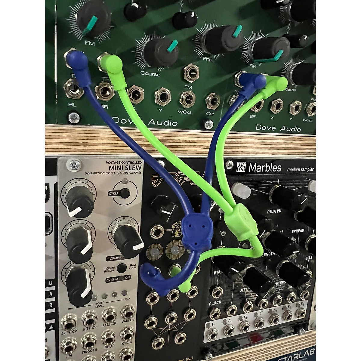 Starving Students Music Supplies Luigi's Modular M-Doppio Mini Y Right Angled Splitter Patch Cables 15cm x 15cm - 2 Pack (Blue) - 3.5mm Splitter for Eurorack Modular Synthesizer