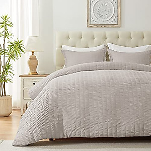 Cozyide Light Grey Duvet Cover Queen, 3 Pieces Bedding Duvet Covers, Soft Breathable Seersucker Duvet Cover Set with Zipper Closure and Corner Ties (1 Duvet Cover 90"x90" + 2 Pillow Shams 20"x26")