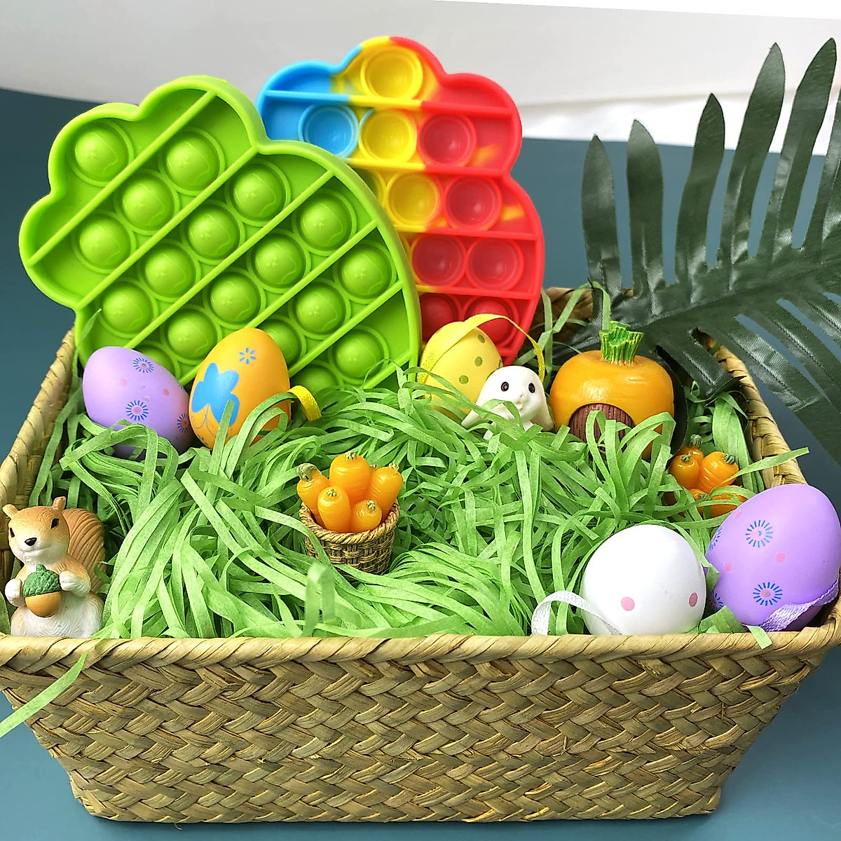 1LB Easter Green Grass Basket Filler Easter Grass Paper Shred Recyclable Paper Green Raffia Grass for Easter Party Eggs Decor Gift Basket Filler（500g/17.6oz）