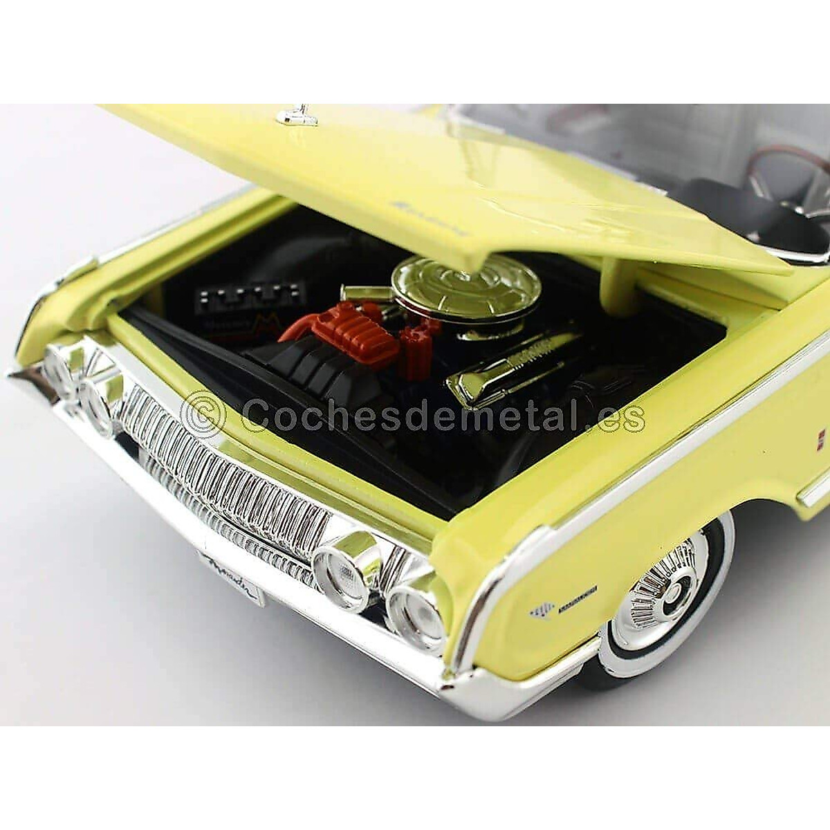 Road Signature 92568Y 1964 Mercury Marauder Yellow 1/18 Diecast Model Car