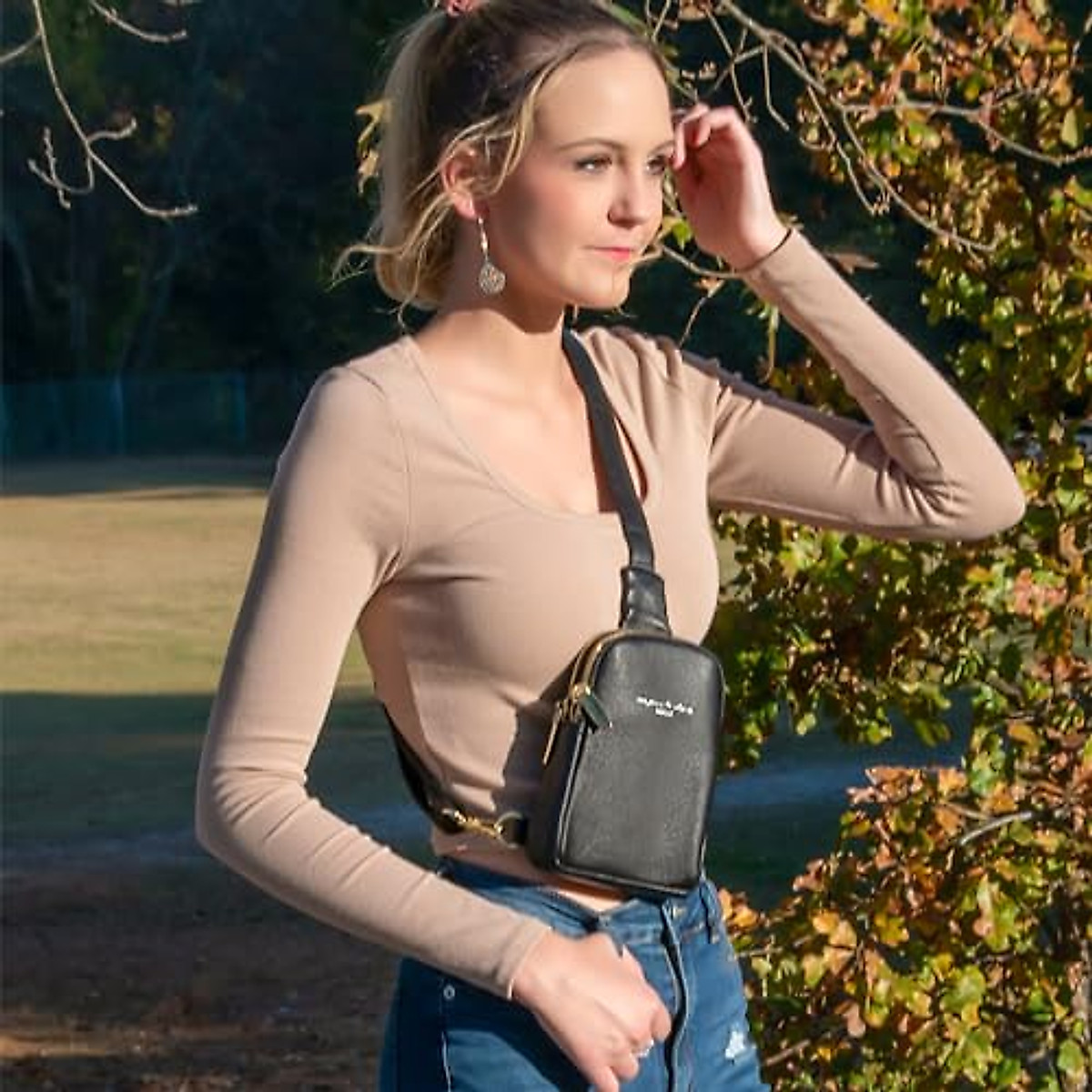 Haytijoe Small Crossbody Sling Bag for Women Vegan Leather Fanny Packs Travel Bag (Black)