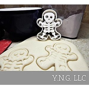 GINGERBREAD SKELETON MAN BODY BONES HALLOWEEN COOKIE CUTTER MADE IN USA PR113