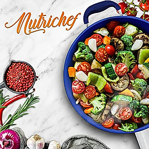 NutriChef 14" Fry Pan With Lid - Extra Large Skillet Nonstick Frying Pan with Silicone Handle, Ceramic Coating, Blue Silicone Handle, Stain-Resistant And Easy To Clean, Professional Home Cookware