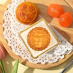KALLORY 50pcs Boxes muffins Cupcake Container Moon Cake Containers Dessert Containers With Lids Cake Carrier Moon Cake Display Holder Cake Containers With Lids dome plastic biscuit