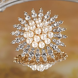 YERTTER Vintage Gold Round Pearl Ring Wide Ethnic Style Women Statement Ring Rhinestone Exaggerated Cocktail Ring Vintage Rhinestone Ring for Wedding Women Girls (Gold）