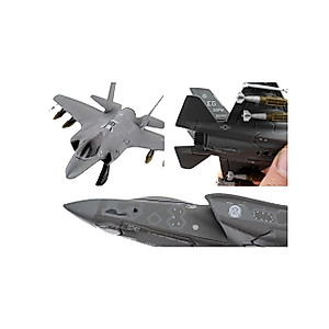 Daron Postage Stamp PS5602 USAF F-35 Version A , Lightning II , 1/144 Scale Diecast Model with Stand