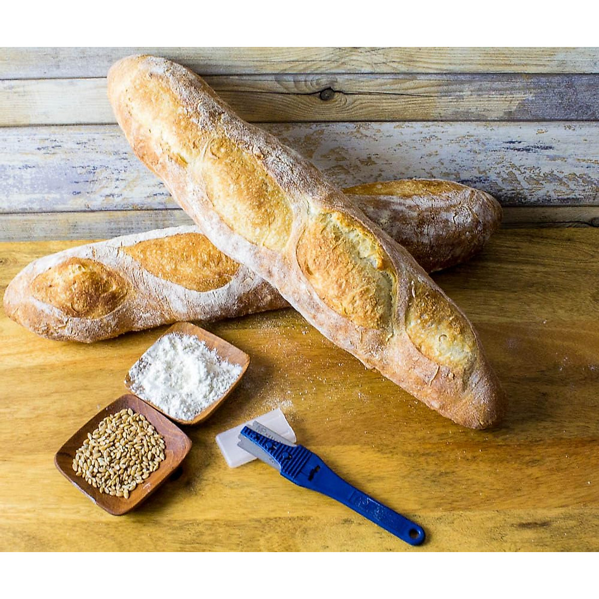 Mure & Peyrot Landaise Bread Lame Dough Scoring Tool Scoring Knife for Artisan and Sourdough Bread Baking -Made in France Features Protective Cover, Stainless Steel Blade