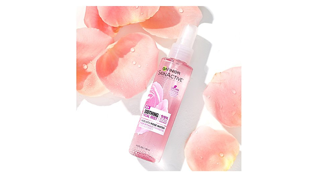 Garnier Rose Water Facial Mist for Hydration & Refreshing Glow