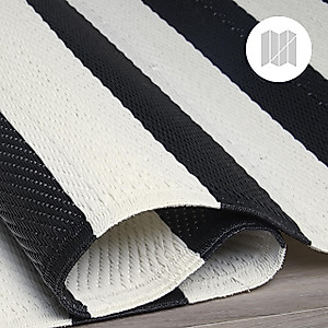 FH Home Outdoor Rug - Waterproof, Fade Resistant, Reversible - Premium Recycled Plastic - Striped - Porch, Deck, Balcony, Mudroom, Laundry Room, Patio - Brittany - Black & White Crease Free - 3 x 5 ft