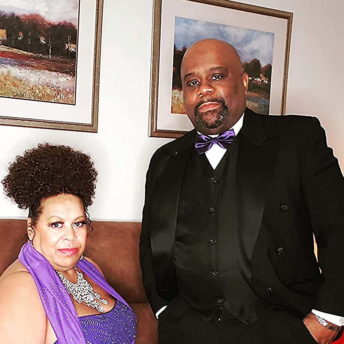 Alizeal Mens Tuxedo Bow Tie, Hanky and Cufflinks Set (Dark Green)