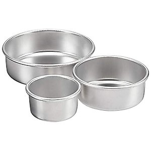 AmazonCommercial Aluminum Round Cake Pans, 3-Piece Set, Includes Pan Sizes in 8, 6, and 4 Inches