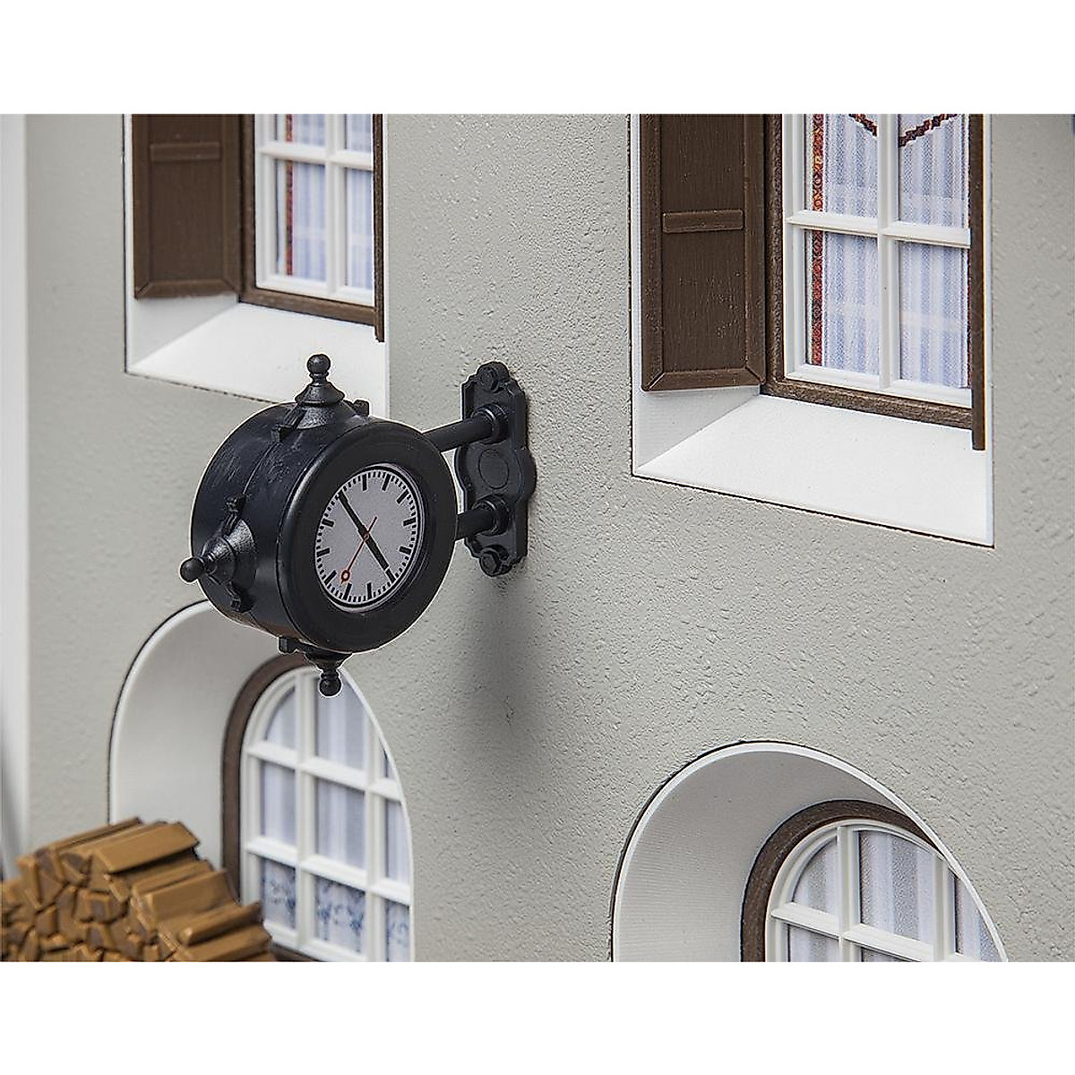 Pola 333220 Wall-Mounted Clock G Scale Building Kit