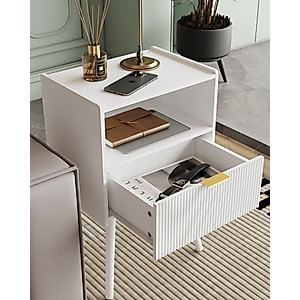 Veegle White Nightstand,Modern Bedside Table with Storage Drawer and Open Wood Shelf, Accent Night Stand with Solid Wood Legs for Living Room, Bedroom and Small Spaces,Easy Assembly,Classic White