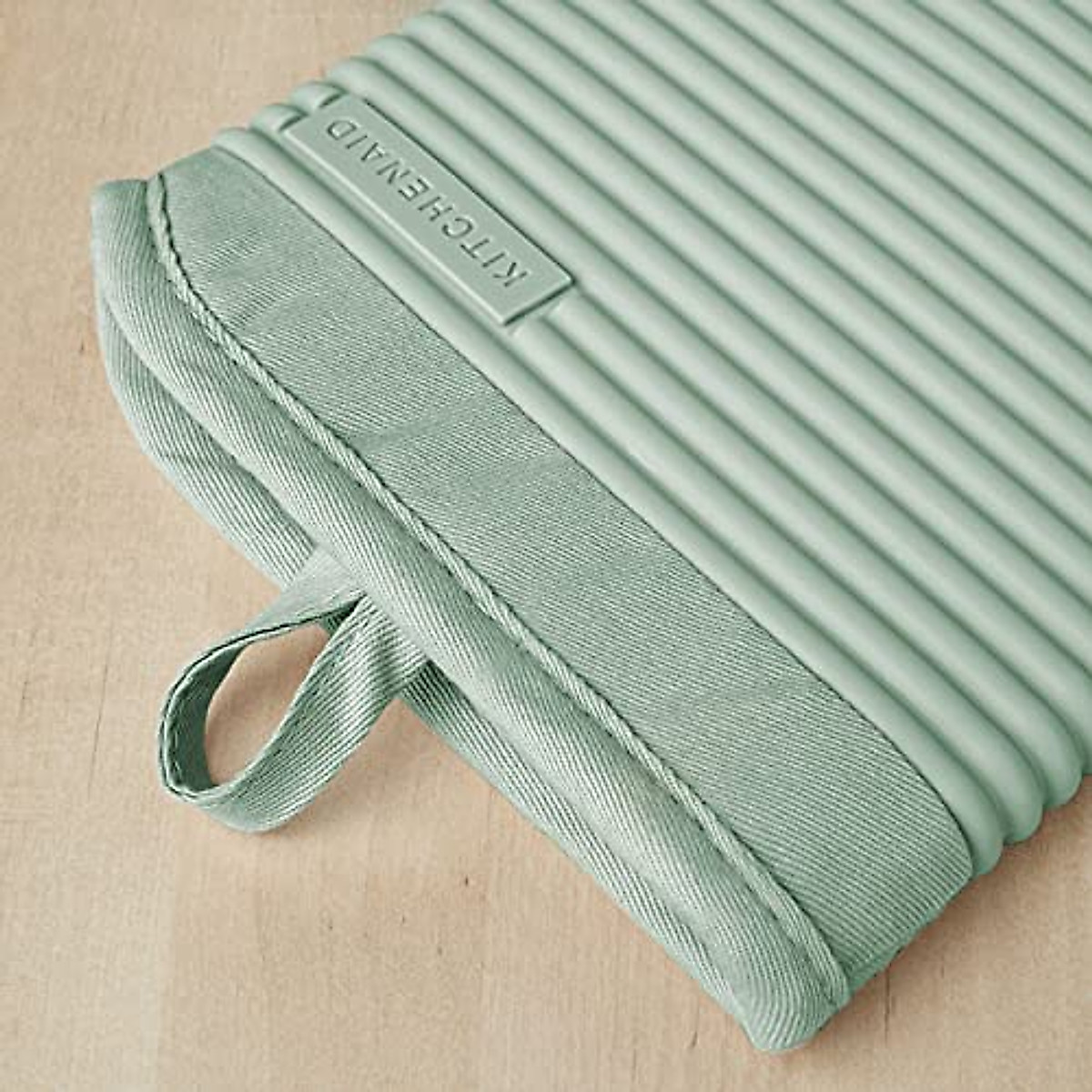 KitchenAid Ribbed Soft Silicone Oven Mitt Set, Pistachio 2 Count