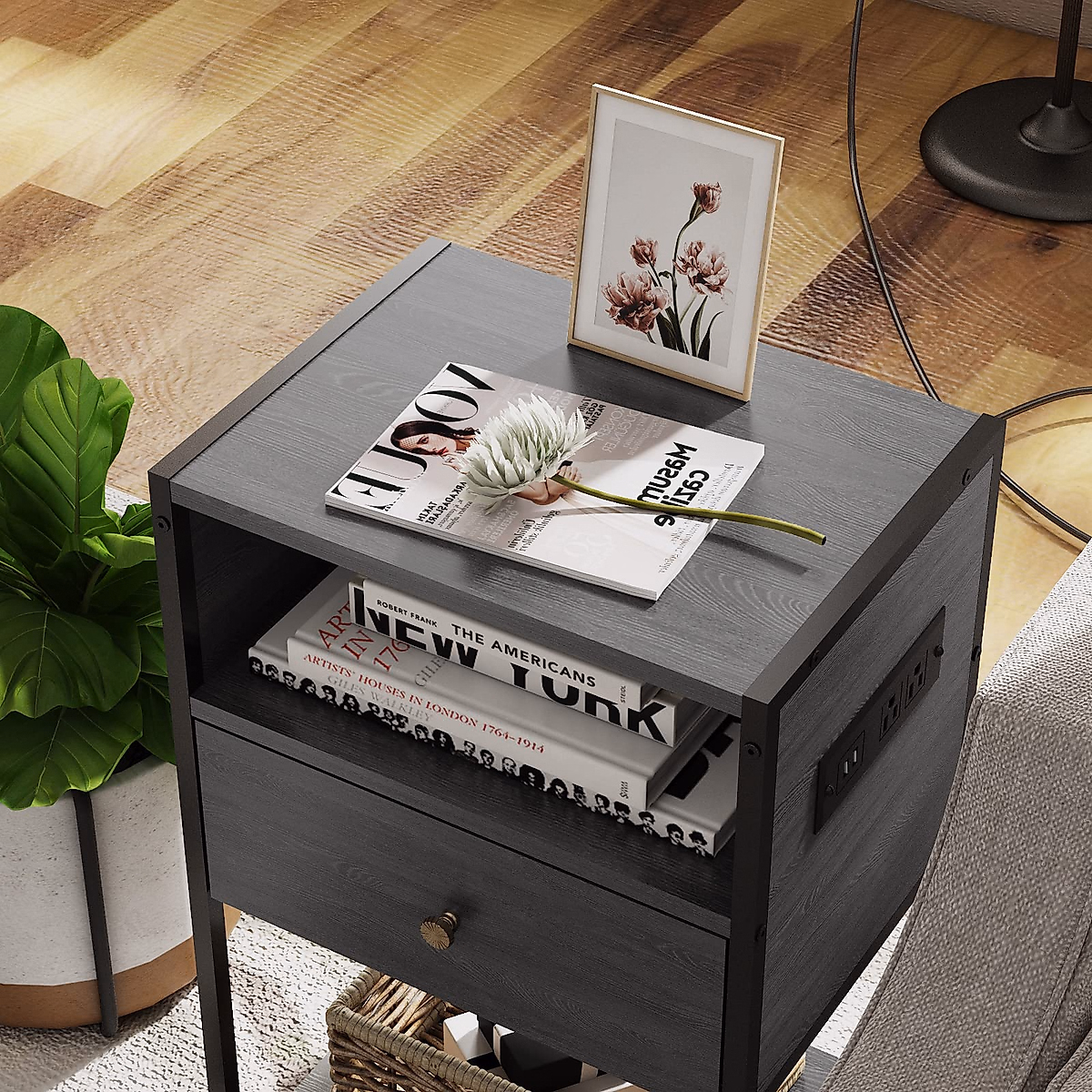 LDTTCUK Nightstand with Charging Station, Modern End Table with Drawer, Bedside Table with Open Storage for Bedroom, Grey