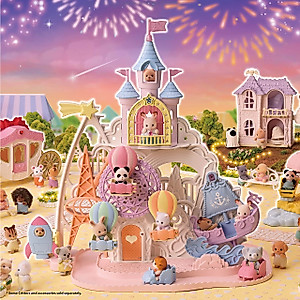 Calico Critters Spooky Surprise House, Dollhouse Playset with Collectible Doll Figures Included