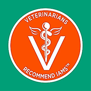 IAMS PROACTIVE HEALTH Adult Hairball Care Dry Cat Food with Chicken and Salmon Cat Kibble, 3.5 lb. Bag