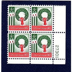 Postage Stamps United States. Plate Block #27301 of Four 4 Cents Green & Red, Wreath and Candles, Christmas Issue, Stamps Dated 1962, Scott #1205.