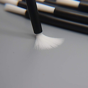 100 Pcs Disposable Makeup Lip Brushes PYO Cookie Paint Brushes Nail Polish Brushes Cosmetic Lip Brush Wands mini paint brushes for cookies (Black)