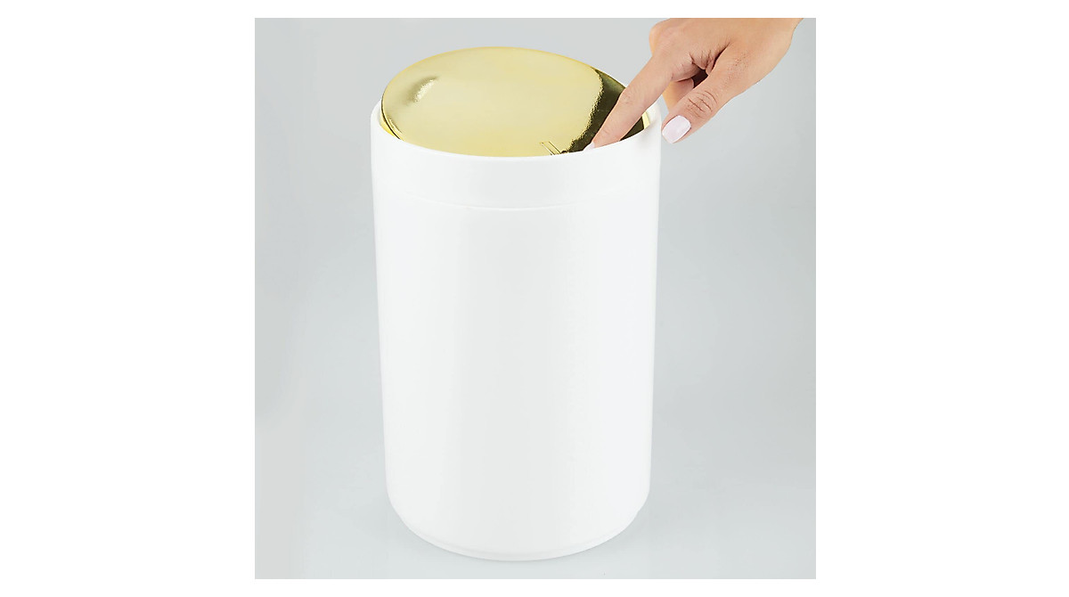 Compact mDesign Round Trash Can with Swing Lid