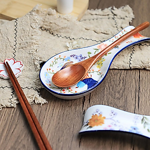 Sizikato Set of 2 Ceramic Spoon Rests, 9-Inch Utensil Ladle Rest for Kitchen, Flower and Bird Pattern, Blue