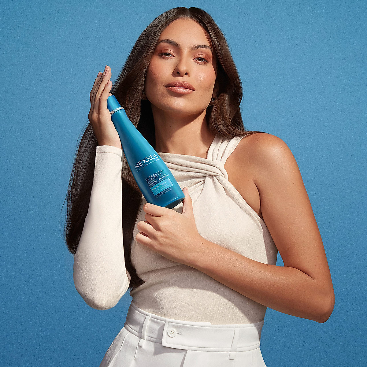 NEXXUS Ultralight Smooth Shampoo for Dry and Frizzy Hair Weightless Smooth Hair Treatment to Block Out Frizz 13.5 fl oz