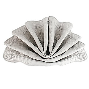 YIQIGO Toddlers and Baby Quilt Lightweight Blanket Embossed Cotton Quilt Four Seasons Scalloped 36"" x 46"" Newborn Baby Boy/Girl Gift (Gray)